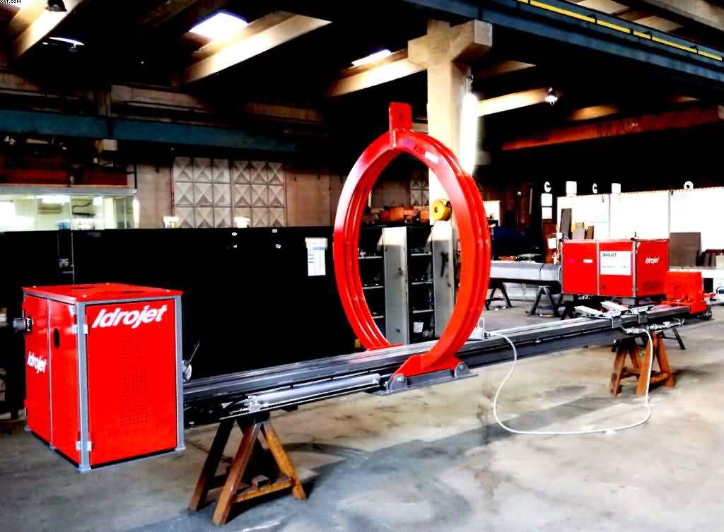 Heat exchangers cleaning - Hydraulic tube bundle extractor - pull and push